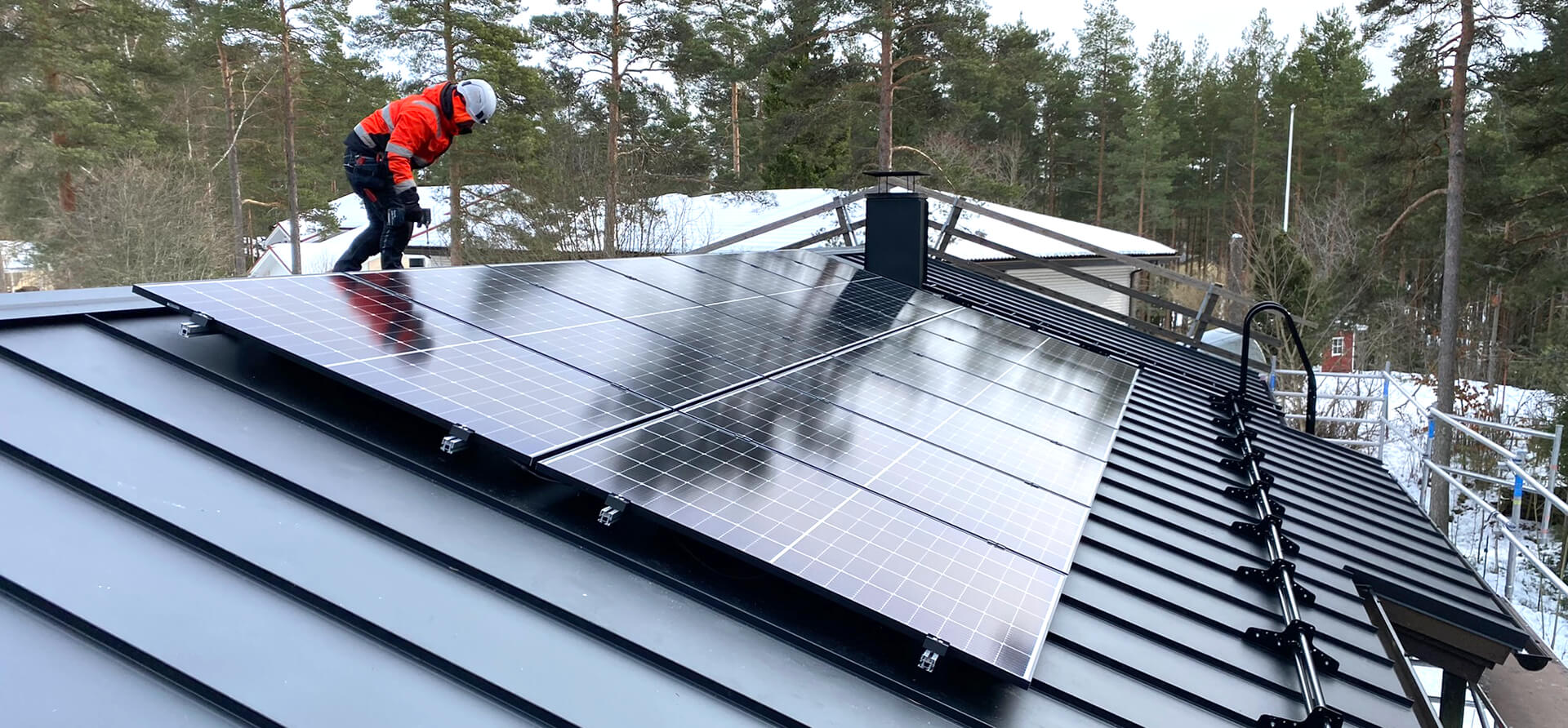 Aurinkopaneelit - kerralla ja kunnolla! - Kymppi-Katto
